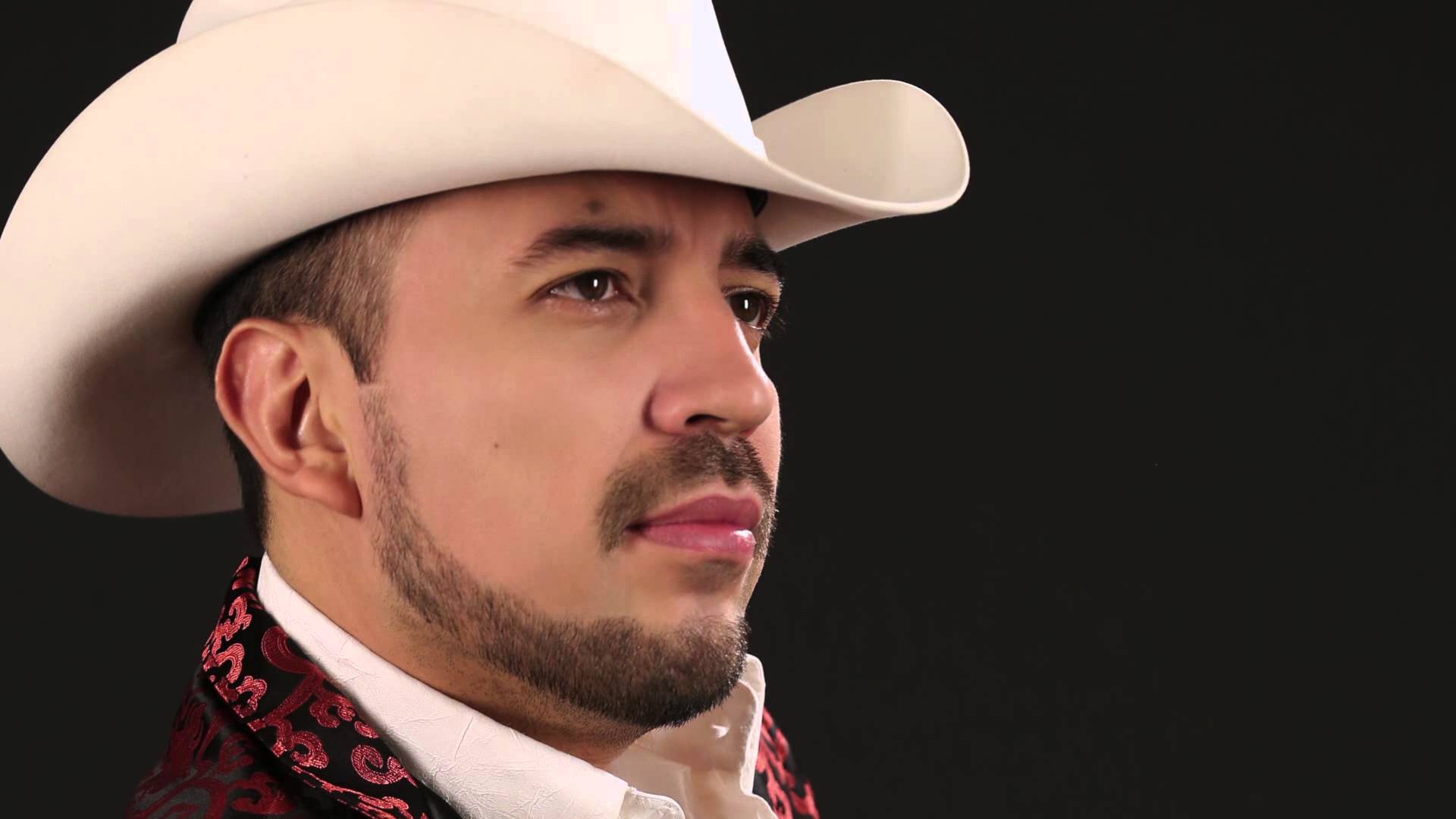 Te presentamos a: Fidel Rueda, un romántico de la banda y el regional ...